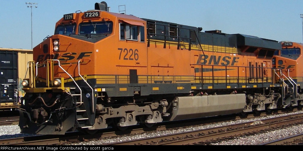 BNSF 7226